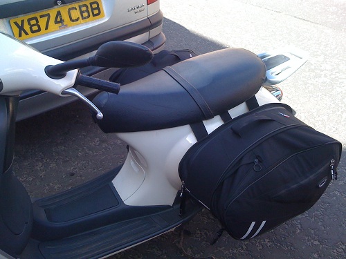 Modern Vespa : Riding in Holland/Belgium