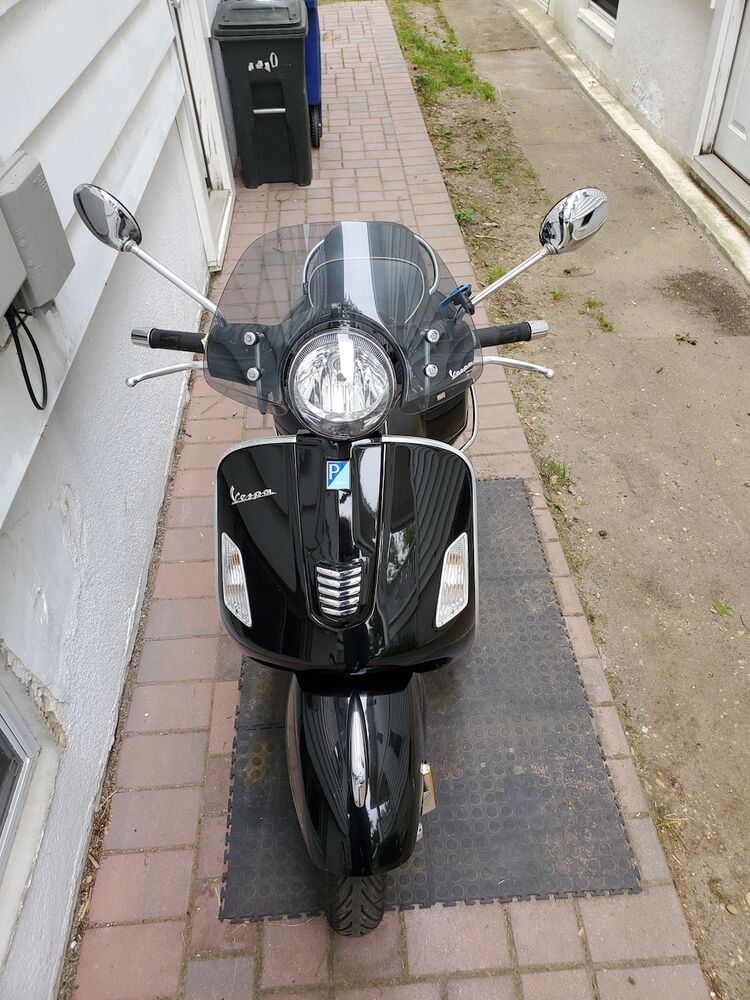 Modern Vespa : Fender Damage Pics Wanted
