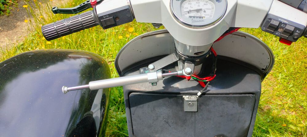 Modern Vespa : sidecar i.d build and ongoing 'adjustments'