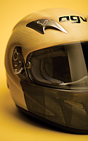 Modern Vespa : Full face helmet VS Open face helmet