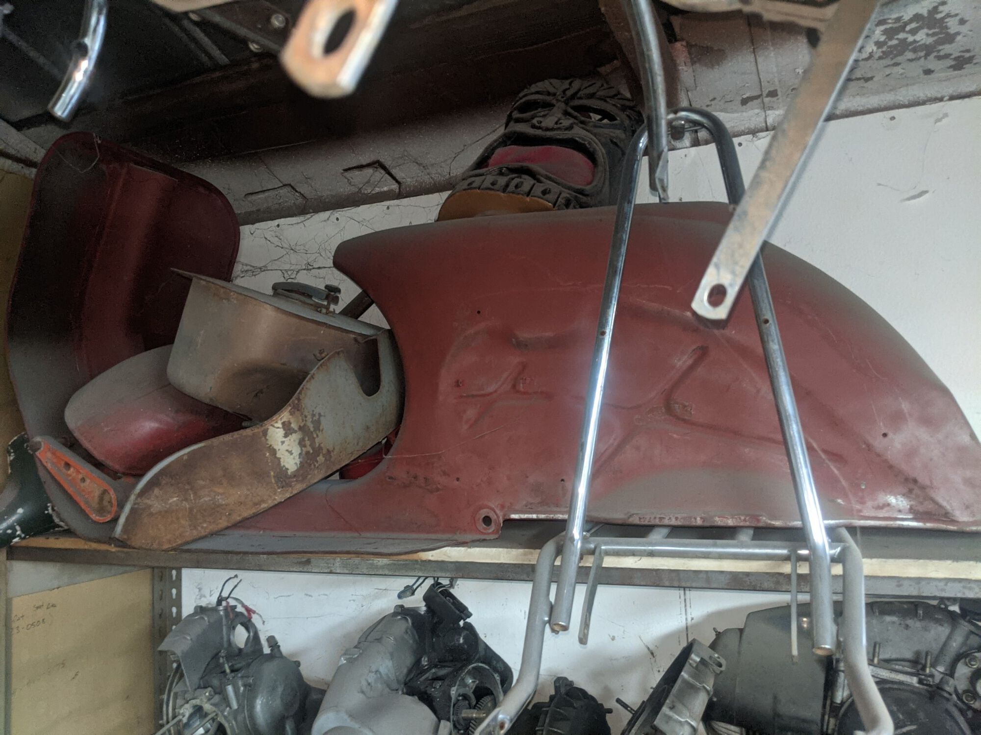 Modern Vespa : Sprint frame vs Rally frame