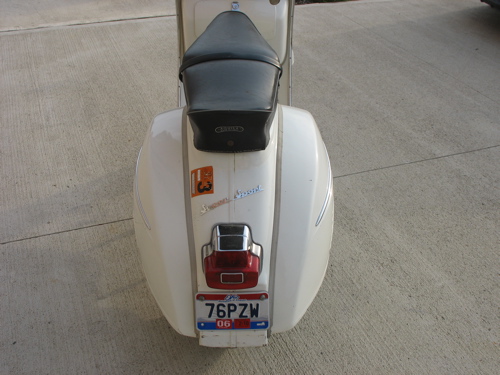 Modern Vespa : Looking for some nice rear end pics!