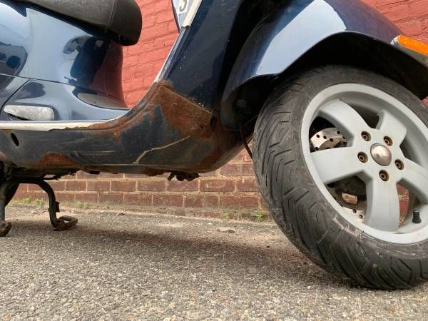 Modern Vespa : First scoot in 10 years! Busted and Rusted 2007 GTS 250