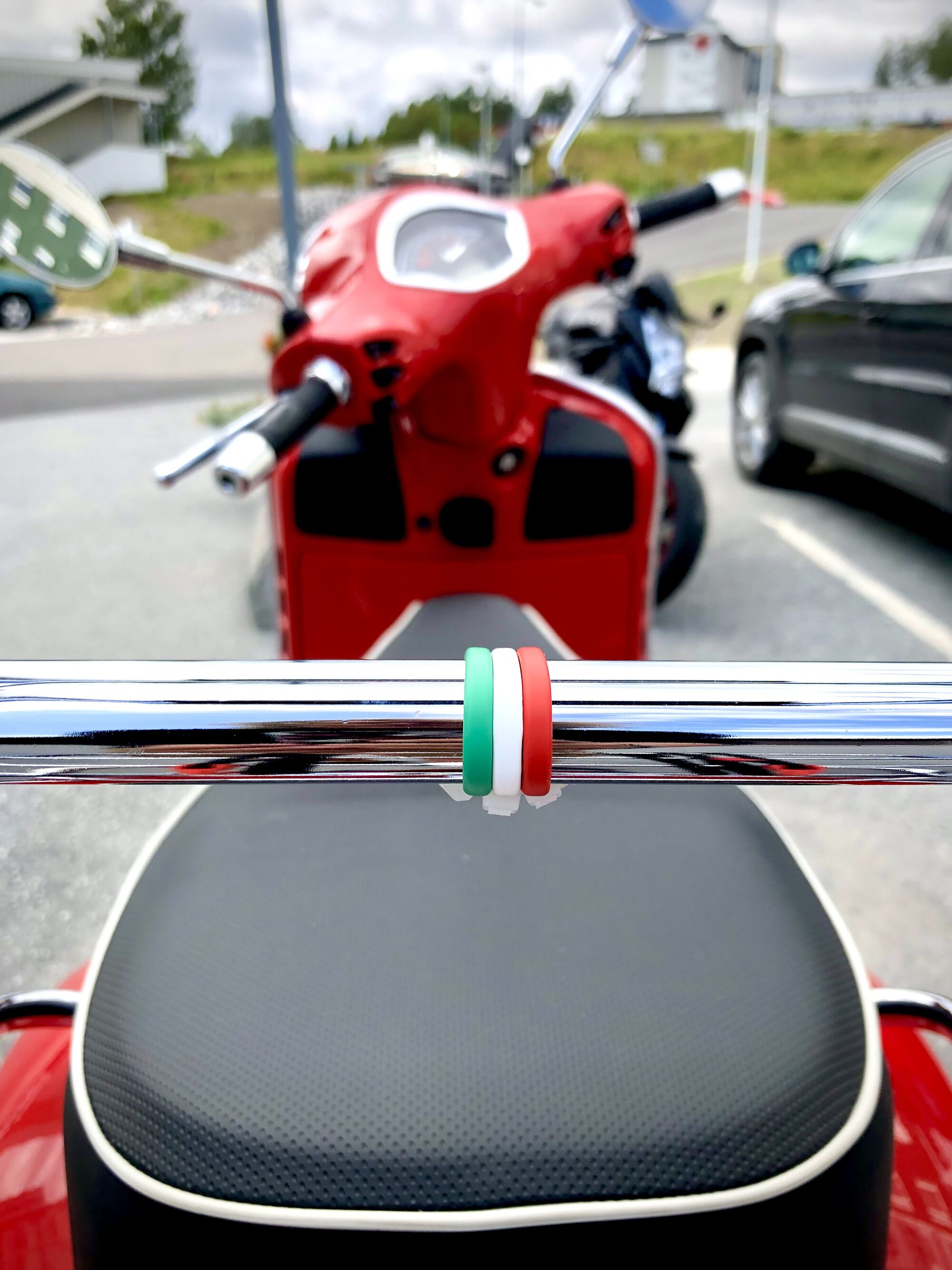 Modern Vespa : Show us Your Custom mods on GT's and GTS's