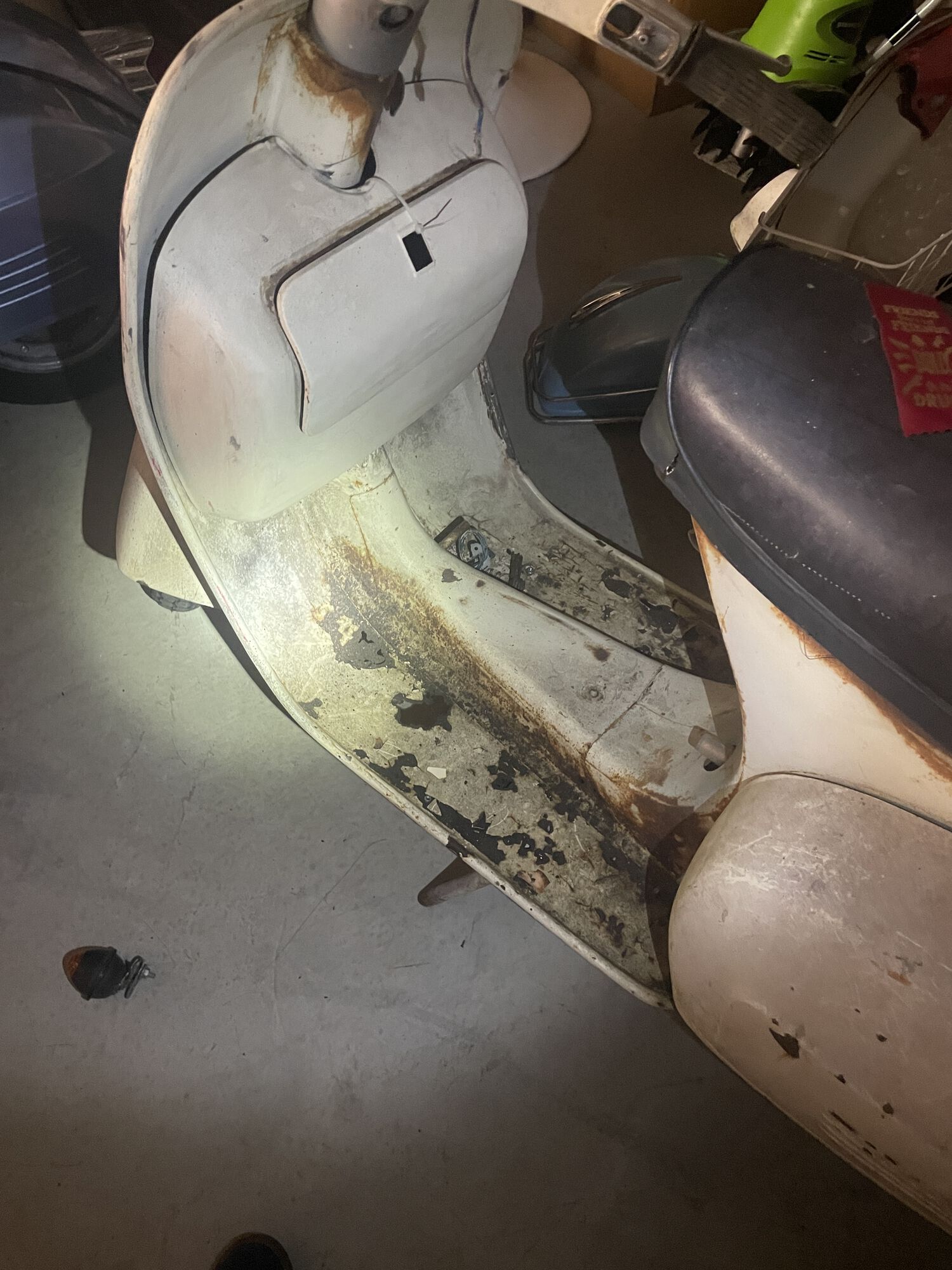 Modern Vespa : Sprint frame vs Rally frame