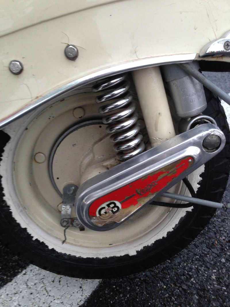 Modern Vespa : Is this a vietnam import?