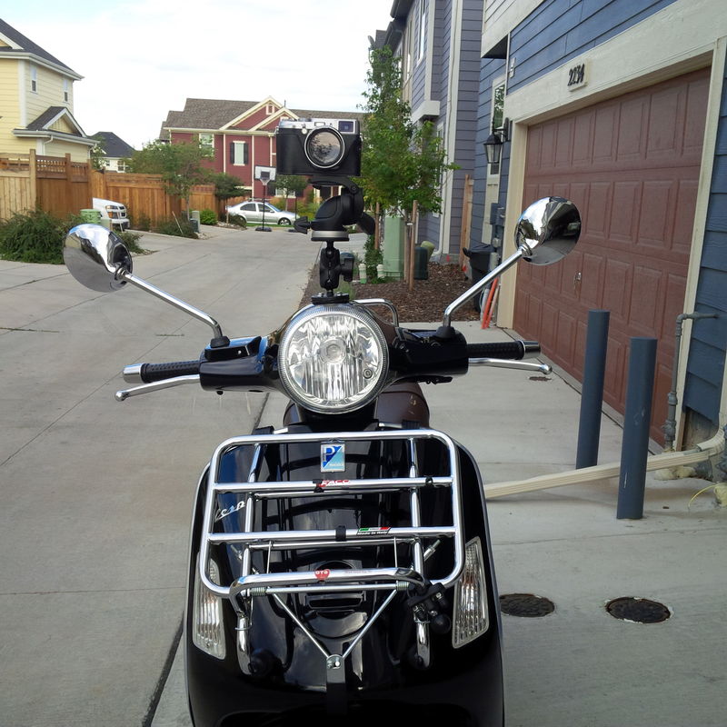 Modern Vespa : Camera Mount on my GT200