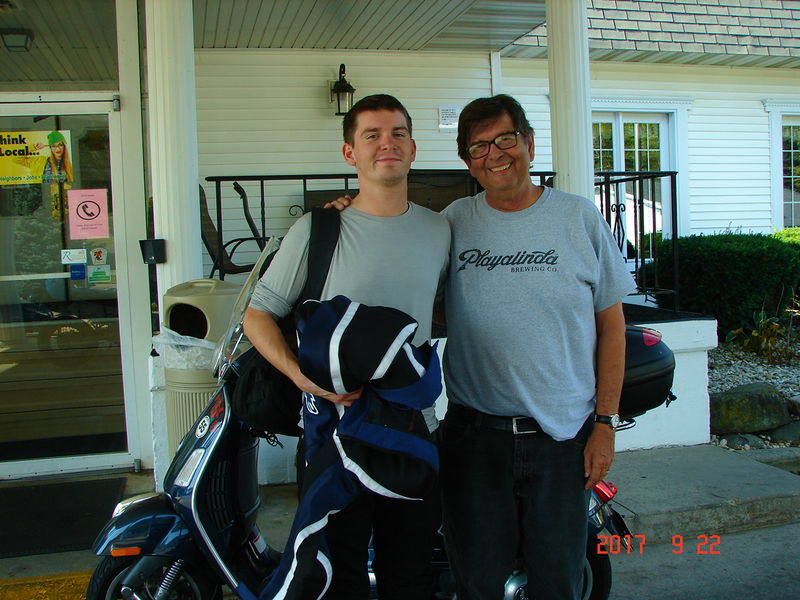 Modern Vespa : Wisconscoot 2017