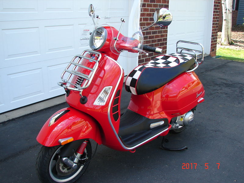 Modern Vespa : Gts wind shield