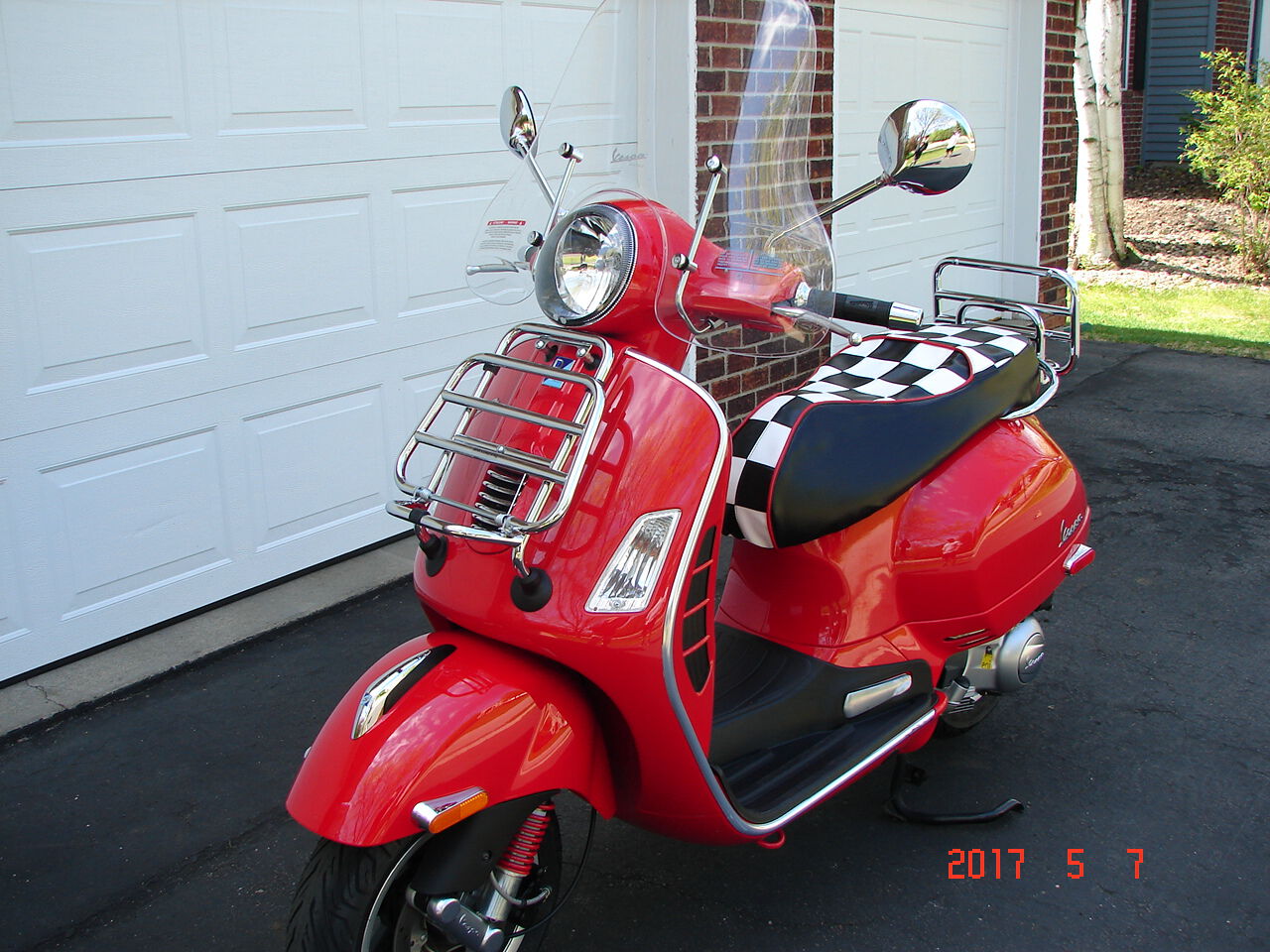 Modern Vespa : Vespa pause production in December