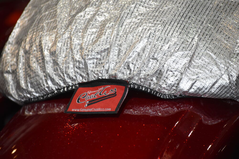 Modern Vespa : CoolAss - Logo or No Logo