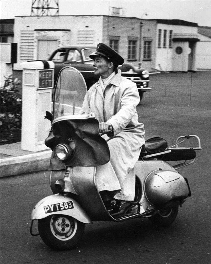 Modern Vespa : Your new daily respectable, clothed scooter girls