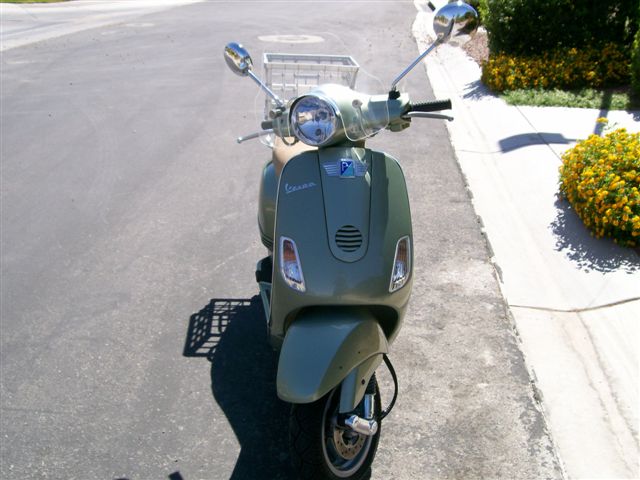 Modern Vespa : CCFD'S New Portofino Green Lx150