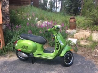 Modern Vespa : New Scooty