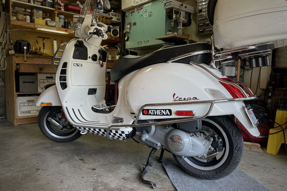 Modern Vespa : How many miles on your large body Vespa?