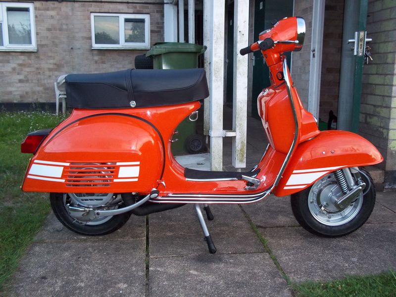 Modern Vespa : best look for Rally 200