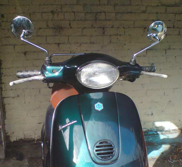 Modern Vespa : Lovely new mirrors