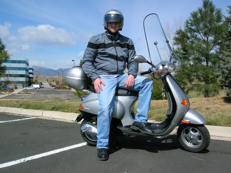 Modern Vespa : Let's see you in your Corazzo