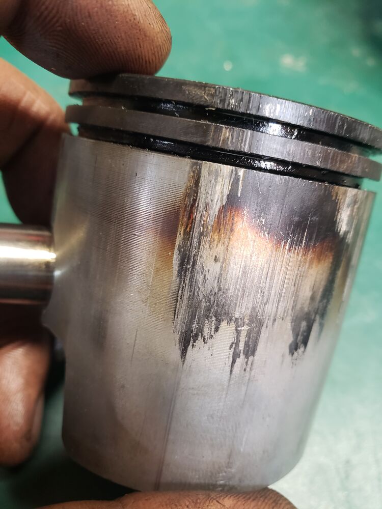 Modern Vespa : Re-ring, re-piston or re-cylinder after a soft seize?