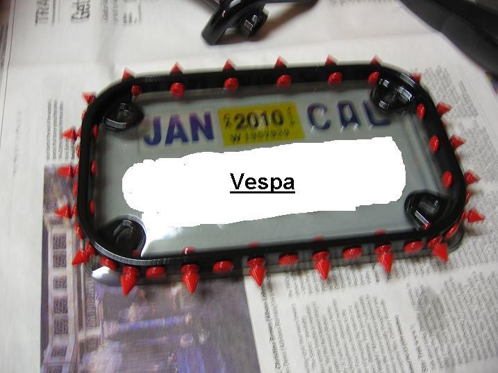 Modern Vespa : The de-chroming of my 2009 GTS250ie