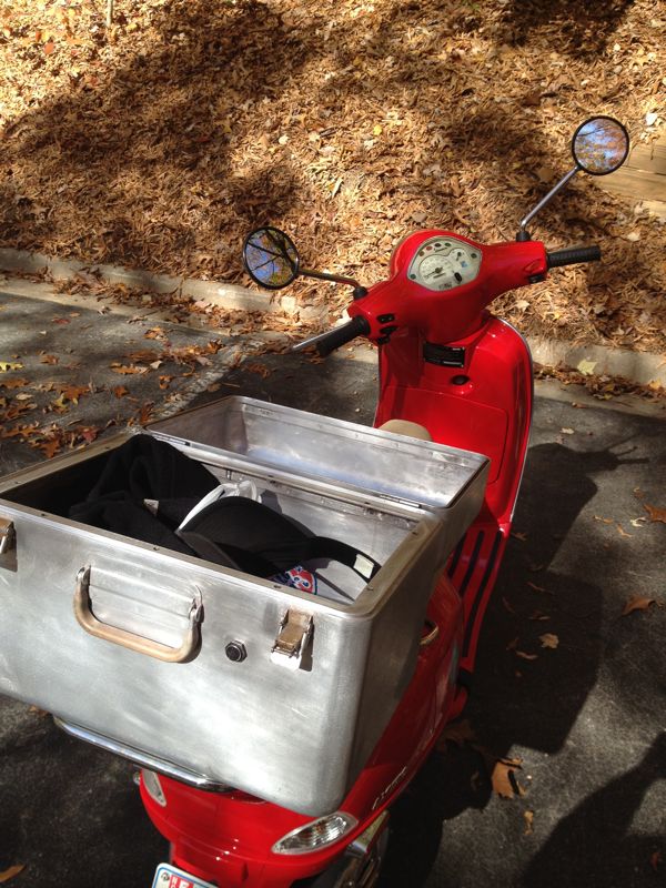 Modern Vespa : Top Box Mod: Zero Case