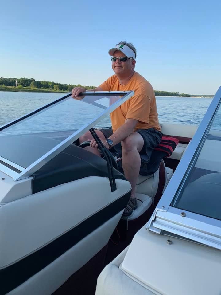 Modern Vespa : best 1-2 pics of yourself?