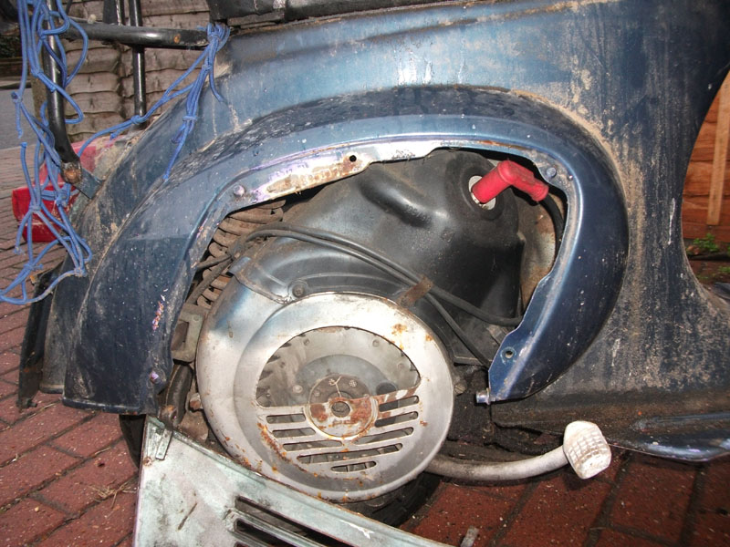 Modern Vespa : first vespa