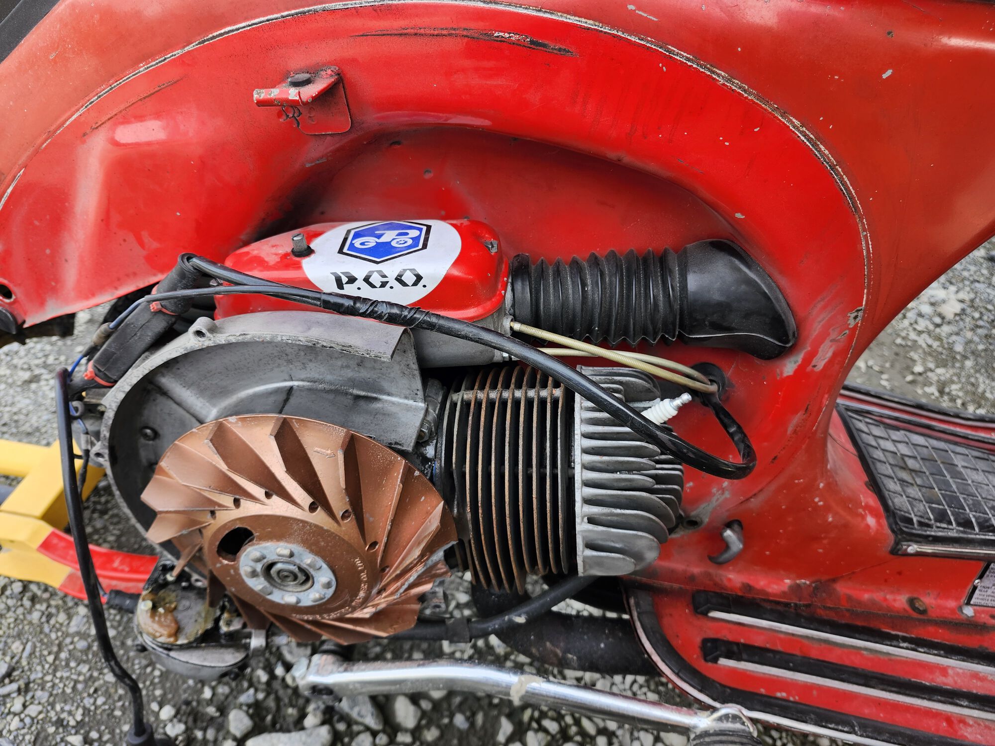 Modern Vespa : Pgo motor pics