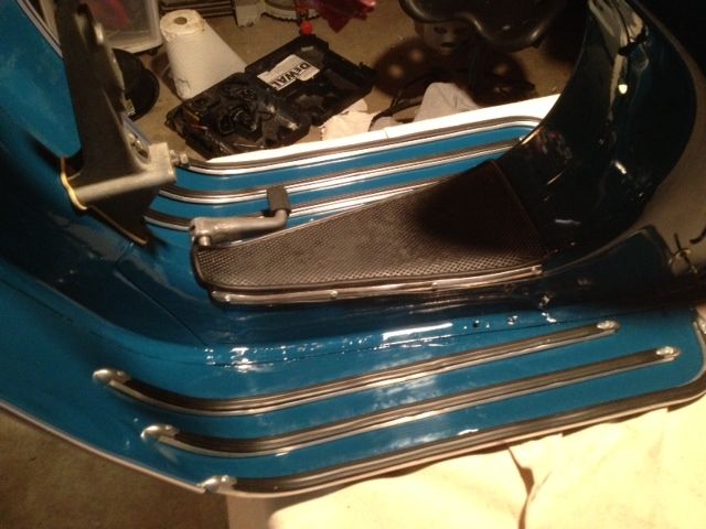 Modern Vespa : Floor Rail Rivet Tool