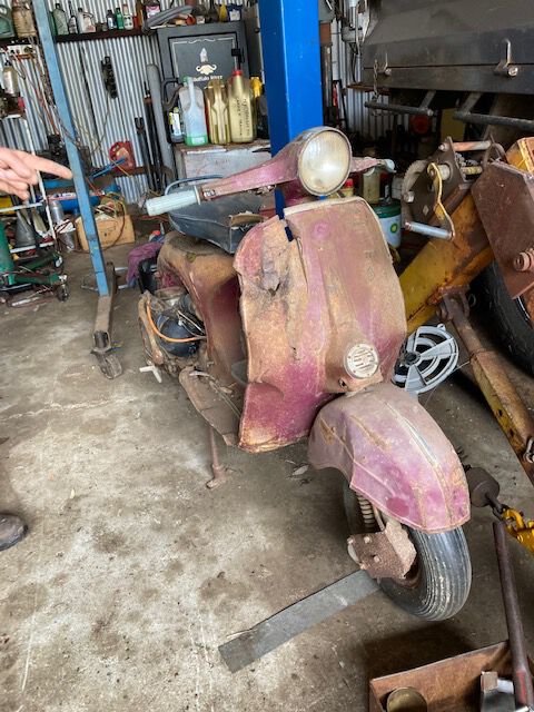 Modern Vespa : New Barn find - Rust & Damage Repair ideas?