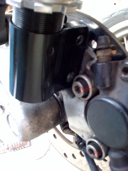 Modern Vespa : Need help/advice fitting front LX150 with new YSS shock