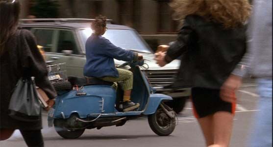 Modern Vespa : Film stills with scooters