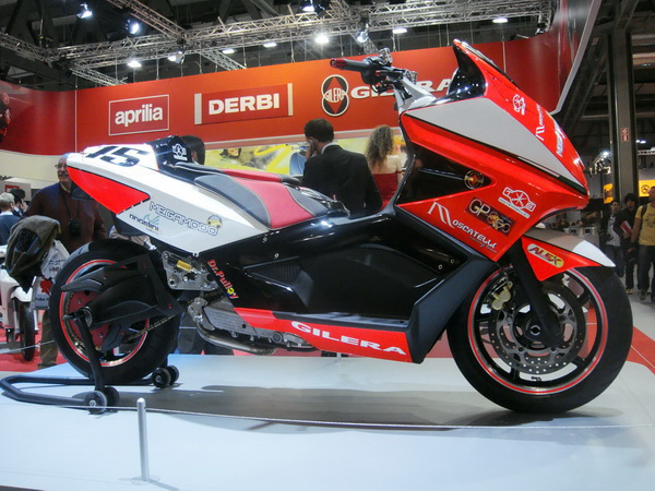 Modern Vespa : Dr.Pulley HiT251901 for Gilera GP800