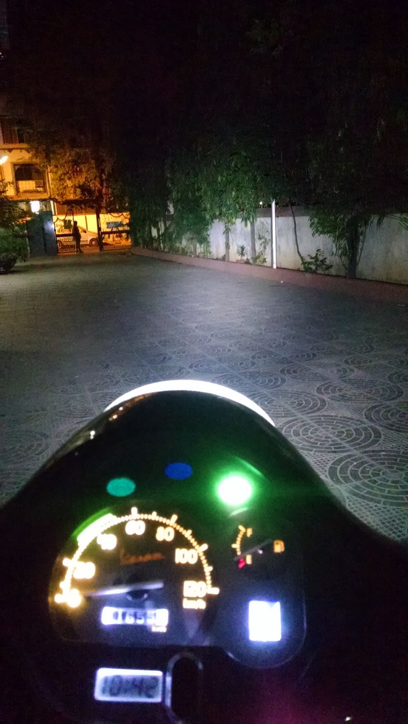 Modern Vespa : Led projector headlight mod