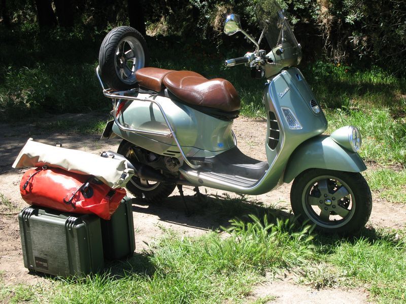 Modern Vespa : Modern Vespa Offroad Upgrades
