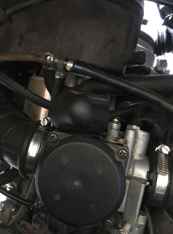 Modern Vespa : What Are These Vacuum Lines - LX 150