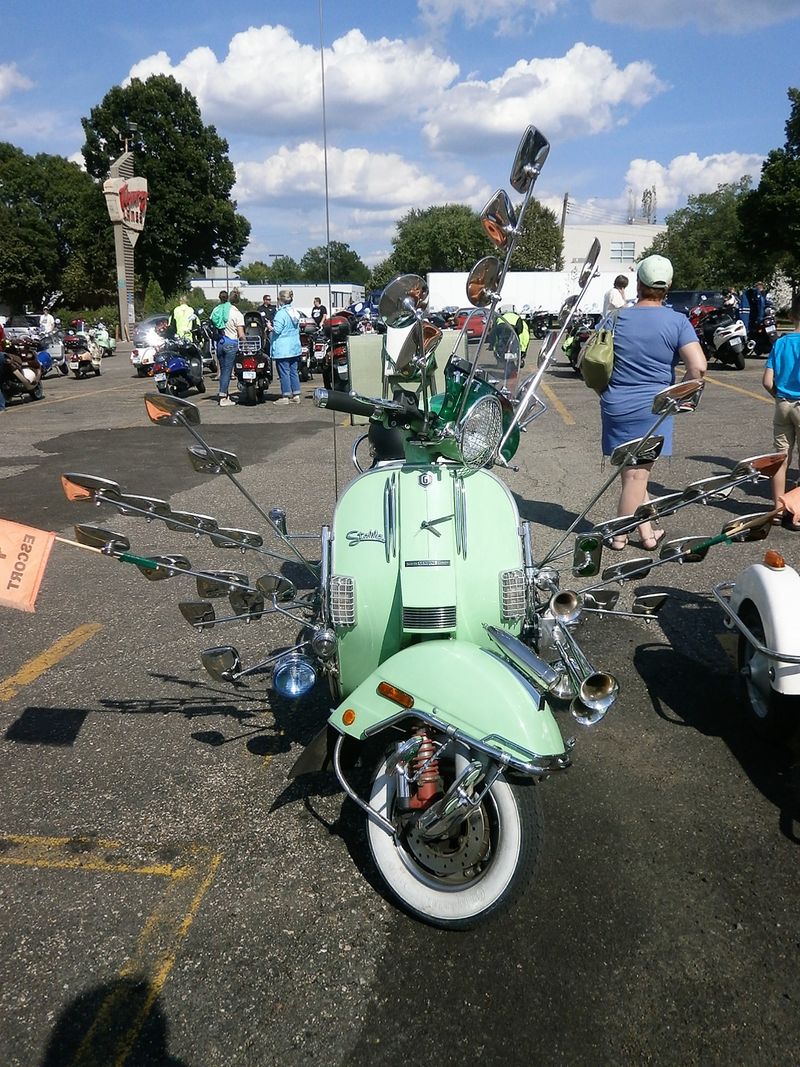 Modern Vespa : Minnesota rally-Land of 10,000 Scoots 2017 August 10-13