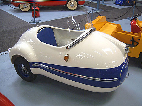 Modern Vespa : OMG Trike