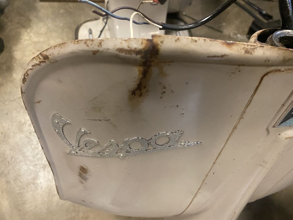 Modern Vespa : VNA legshield work.