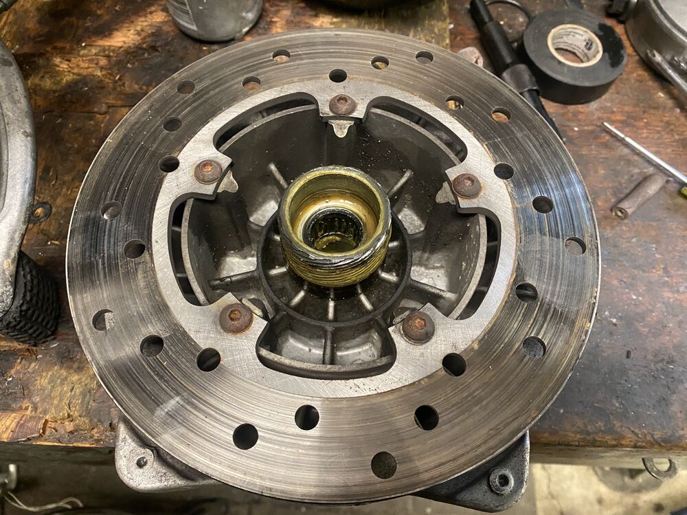 Modern Vespa : Floating disk conversion on LML Stella