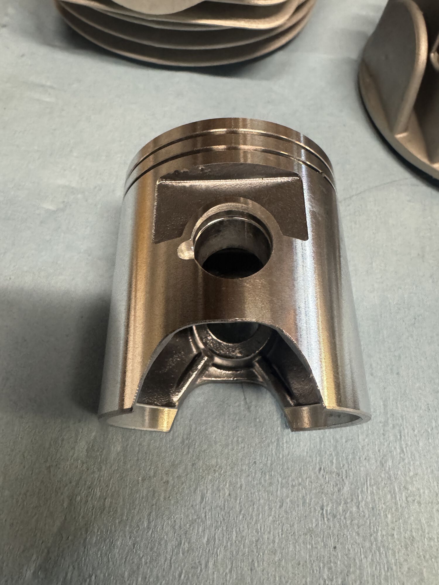 Modern Vespa : New GS150 cylinder has arrived.