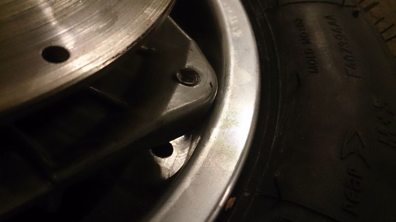 Modern Vespa : Pinasco tubeless on Grimeca Classic hub.. Do they fit?