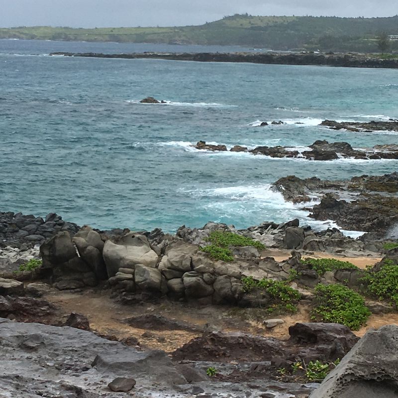 Modern Vespa : Sad on Maui
