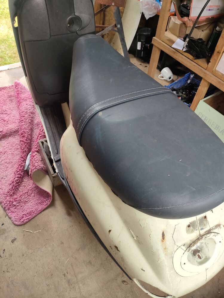 Modern Vespa : FS [U.K] Vespa ET4 project 125 1997 with V5