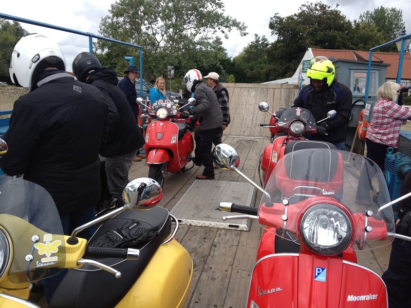 Modern Vespa : Norfolk Coast Weekend & International Vespa Rally Sept 2