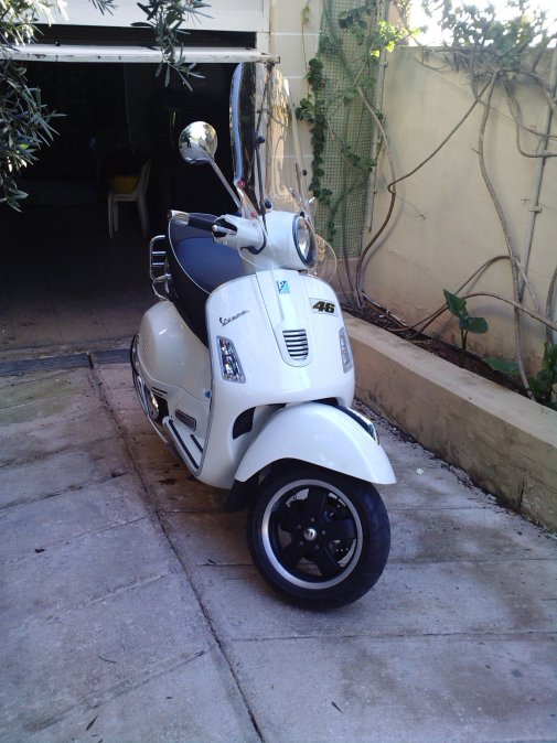 Modern Vespa : Rust: Vespa 300