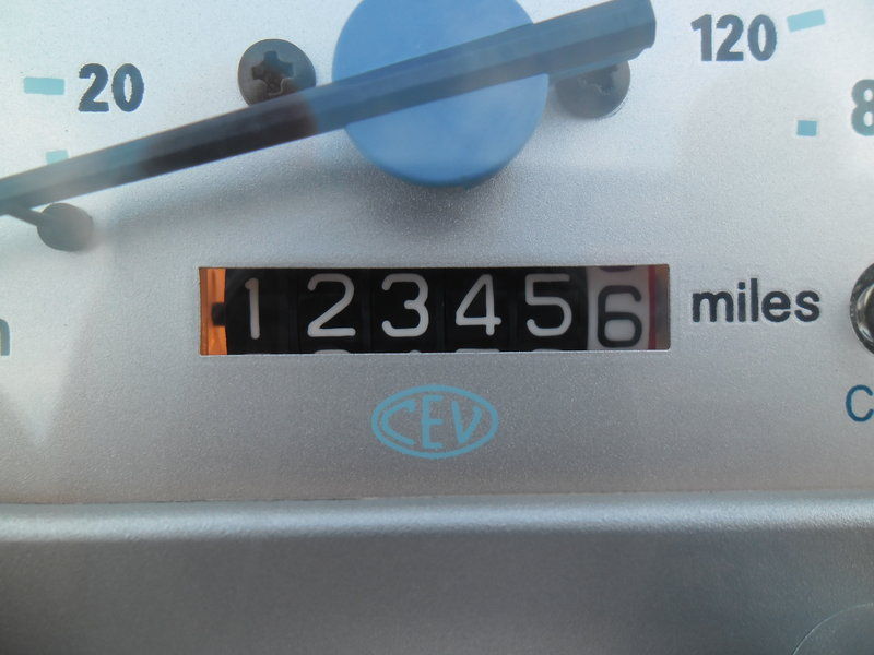 Modern Vespa : Obligatory fun milage post...