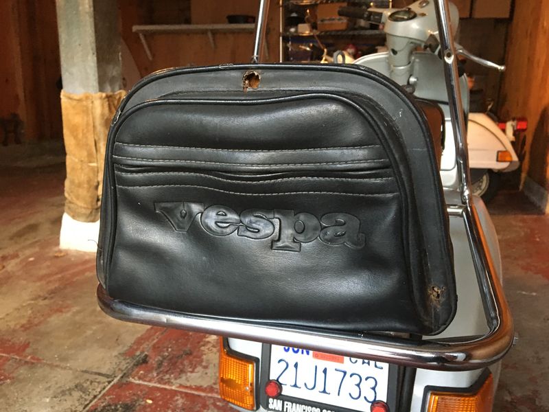 Modern Vespa : p200 bbq rack