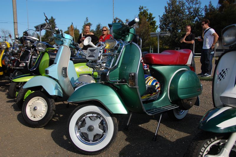 Modern Vespa : Rockers Ride 2010 SYDNEY