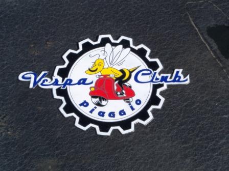 Modern Vespa : Badge Holders